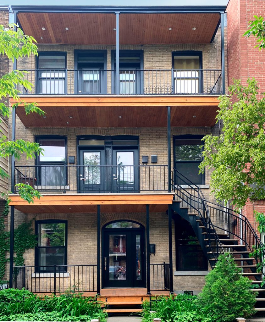 Balcons sur mesure à Montréal - Escalier Mtl